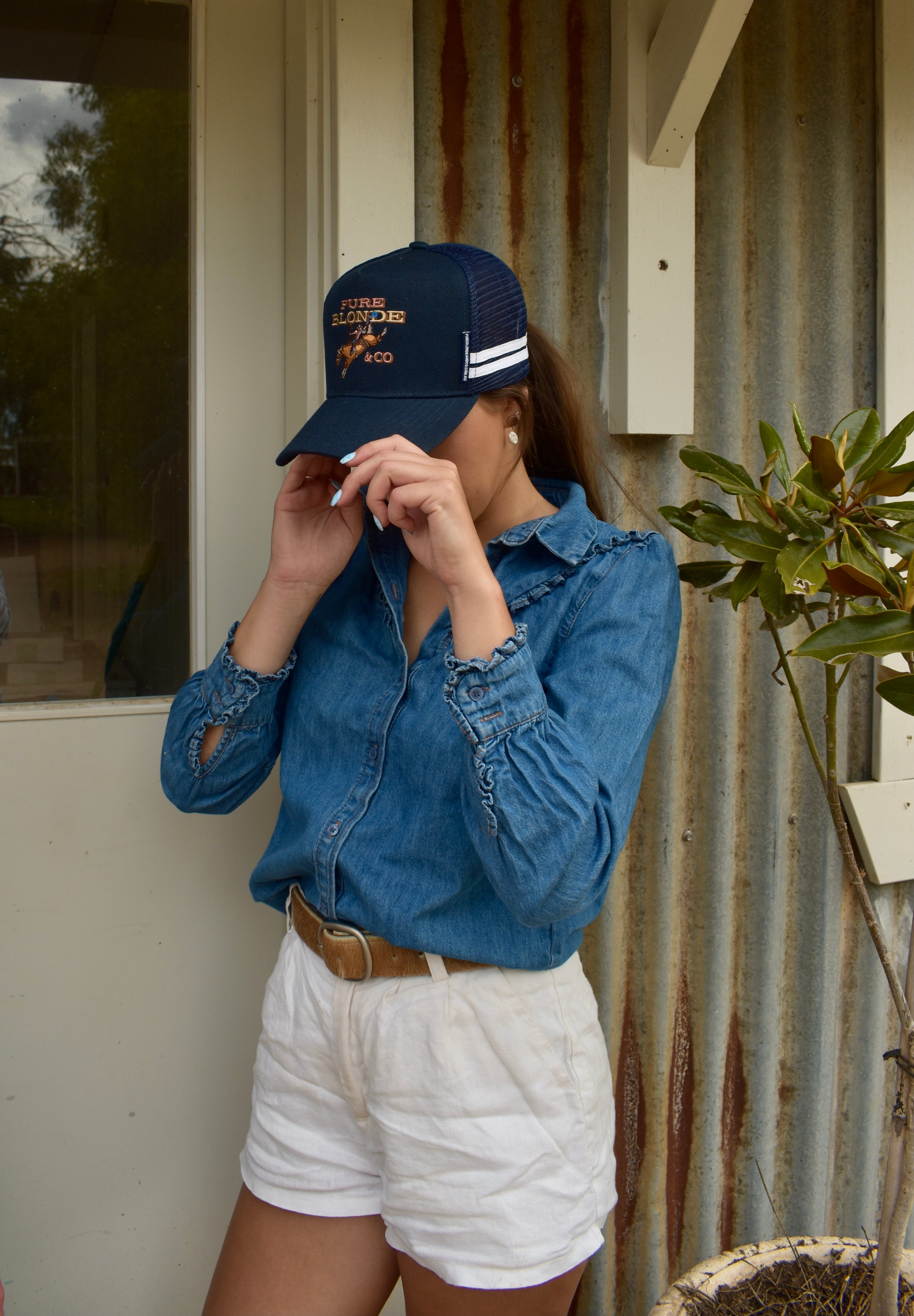 I'm Blue Cap – Pure Blonde & Co